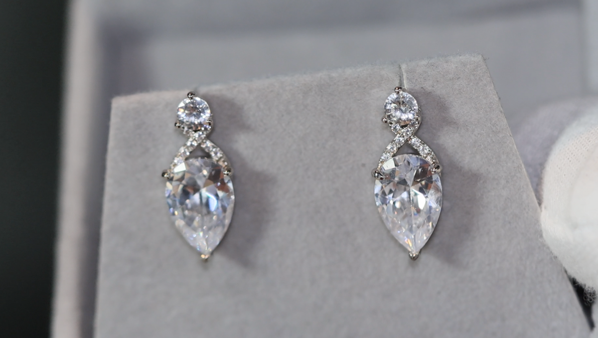 Teardrop Ear Studs | Diamond Ear Studs | Womens Diamond Ear Studs ...