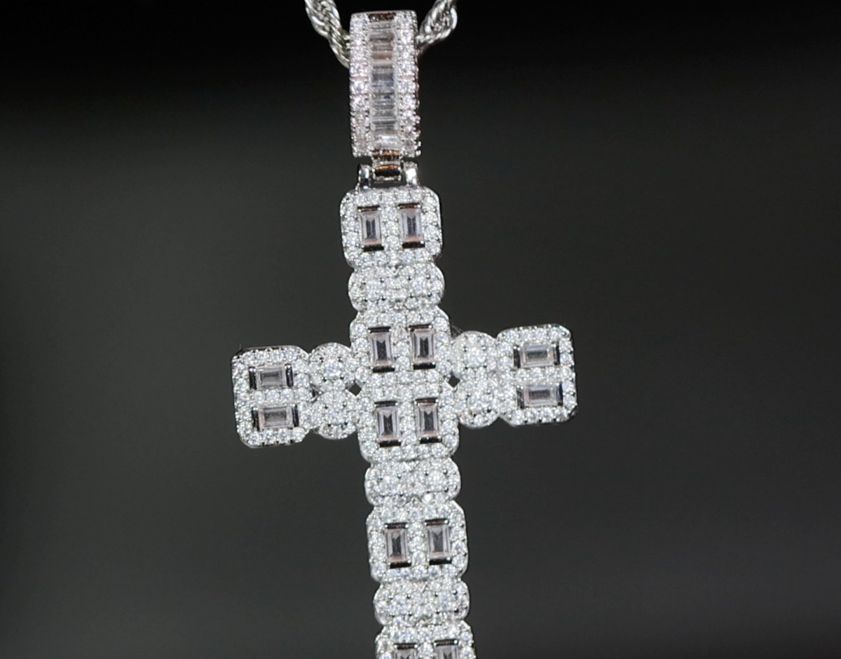 Big Diamond Cross Pendant | Hip Hop Cross Pendant | Iced Cross Chain ...