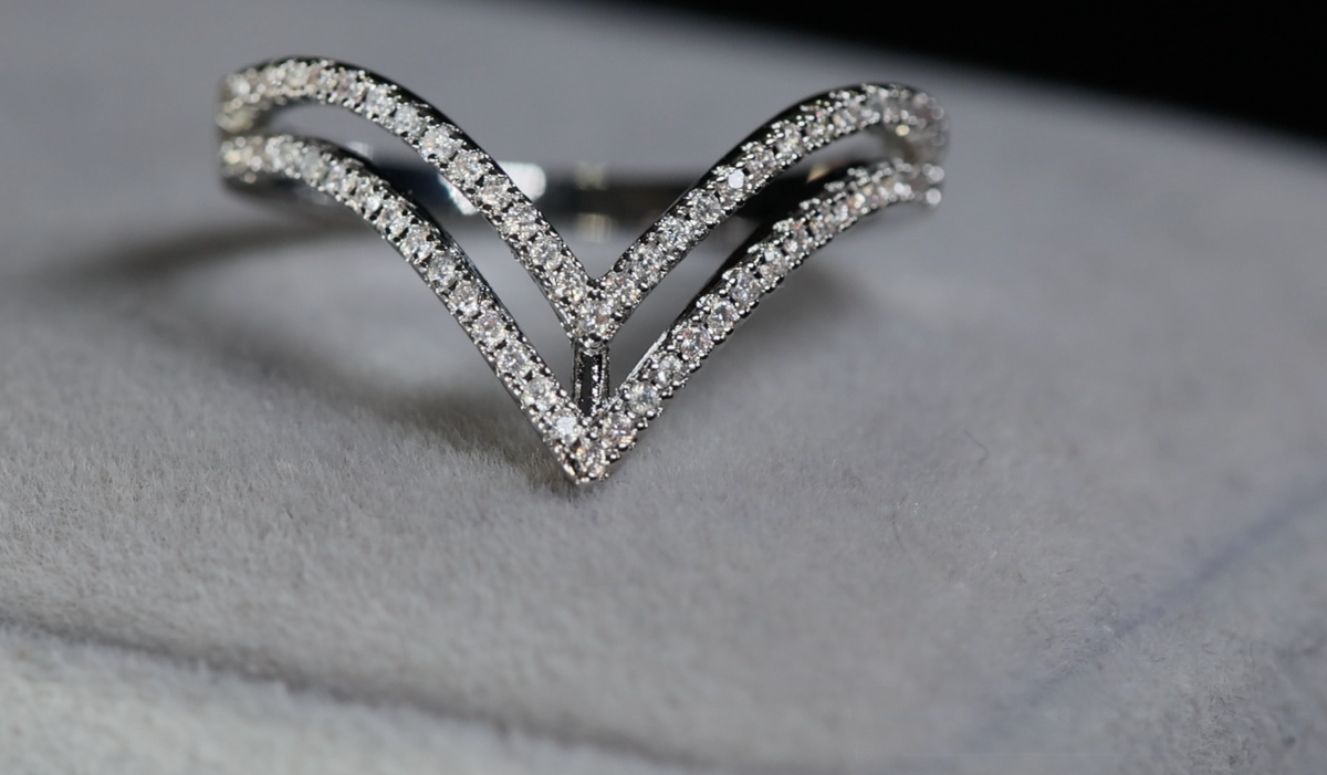 Silver Diamond Wishbone Ring | V Shape Engagement Ring | Wishbone Diam ...