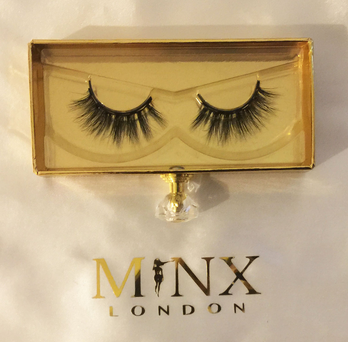 Magnetic Eyelashes | Magnetic Eyelashes and Liner – Minx London
