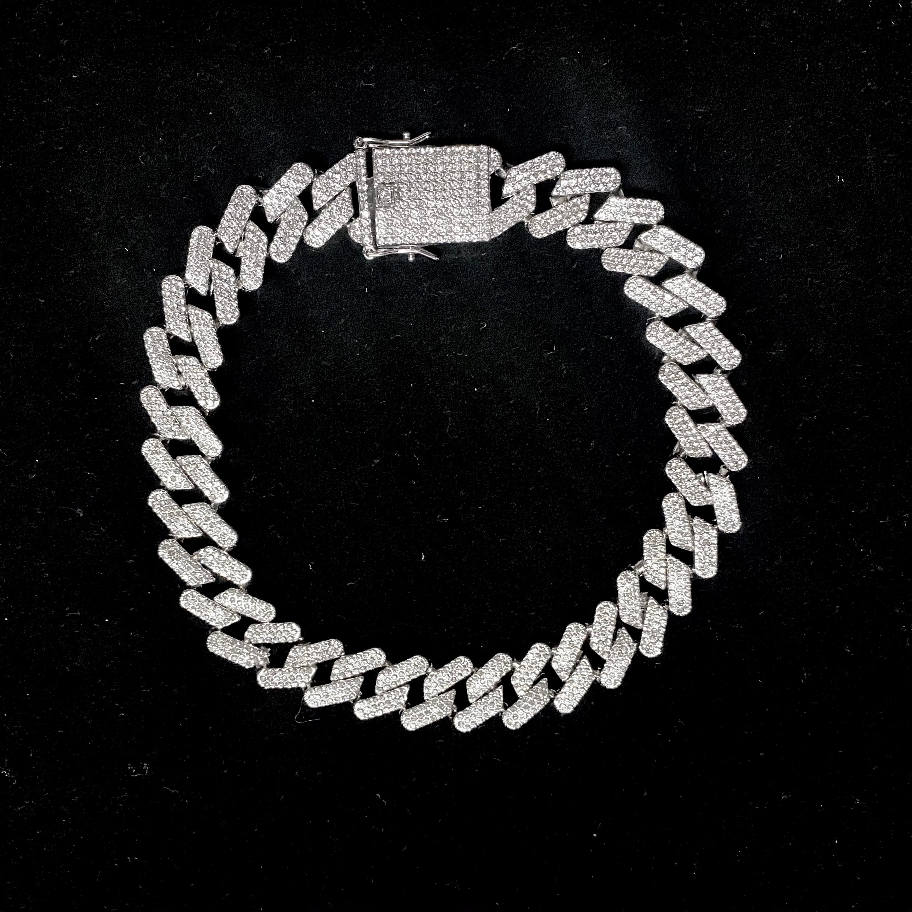 Iced Out Chain | Iced Out Chains | Icy Chain | £20+ – Minx London